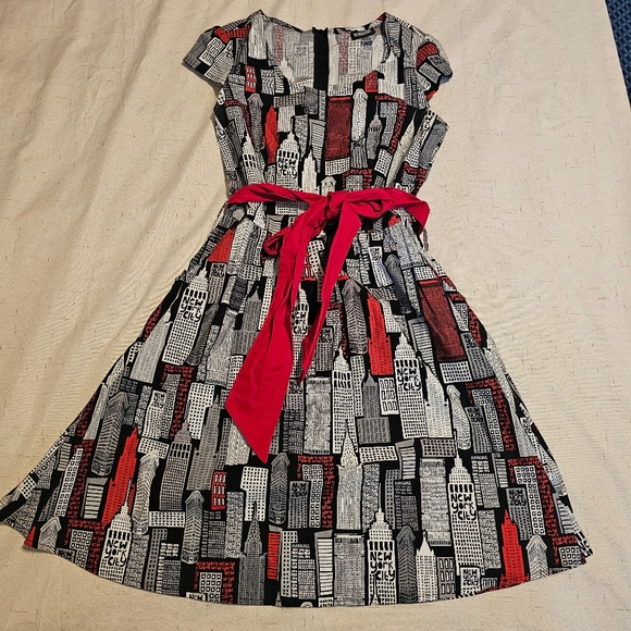 Retrolicious | Dresses | Retrolicious City Print Dress With Original ...